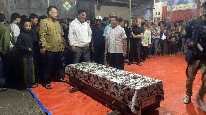 Sosok Muhammad Rizki, 1 dari 7 Jenazah di Kali Bekasi Dimakamkan, Yatim ...