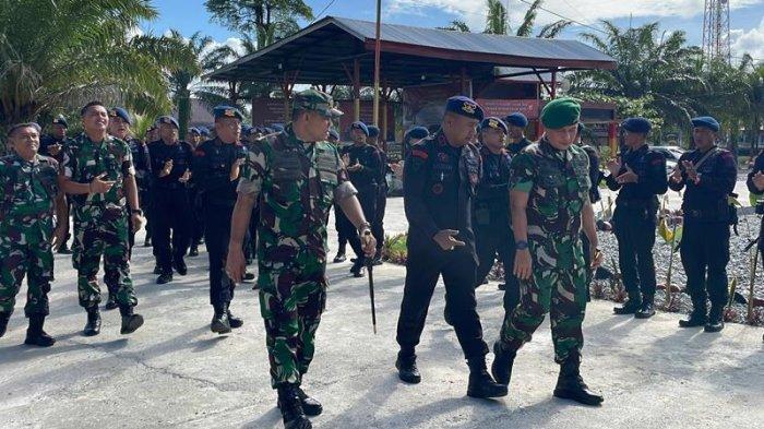 Danrem 012/TU Kunjungi Batalyon C Pelopor di Nagan Raya, Perkuat ...