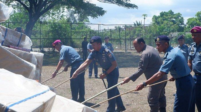 Lanal Lhokseumawe Musnahkan 350 Dus Rokok tanpa Cukai Senilai Rp 1,3 ...