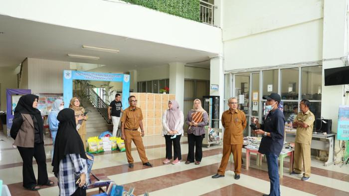 11 Ribu Buku Rusak Akibat Banjir, Kadis DPKA Tinjau Layanan Literasi di ...