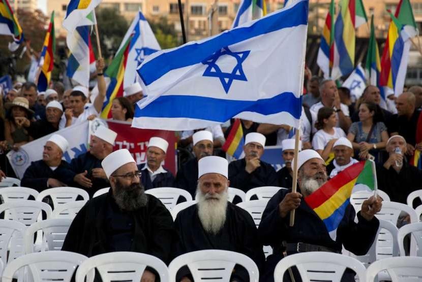 Mengenal Druze, Suku Arab yang Dilindungi Israel di Suriah ...