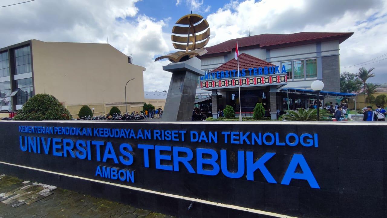 Bupati Hingga Musisi Buktikan Fleksibilitas Kuliah di Universitas ...