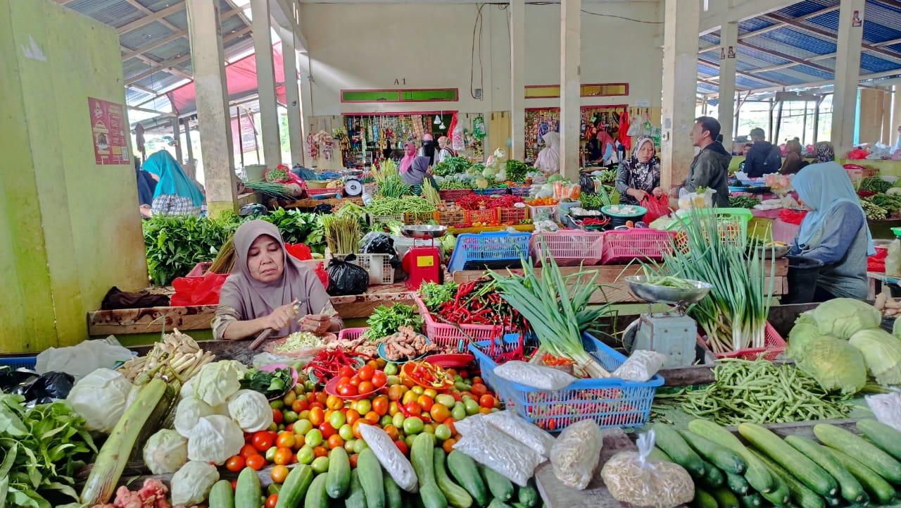 Simak Harga Bumbu Dapur di Pasar Bula SBT H-2 Idul Adha - Tribunambon.com