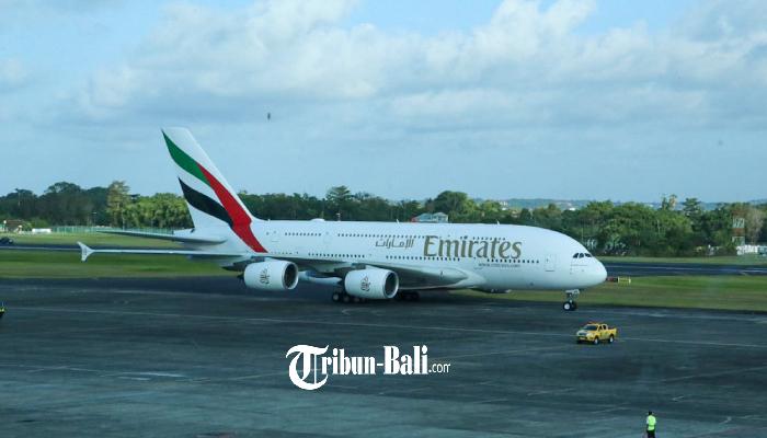 A380 Emirates Resmi Beroperasi ke Bali, Imigrasi Ngurah Rai Siap ...