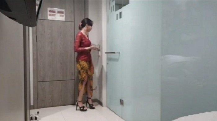 Link Video Wanita Kebaya Merah Viral di Tiktok, Banyak yang Penasaran Lokasinya, Begini Kata ...