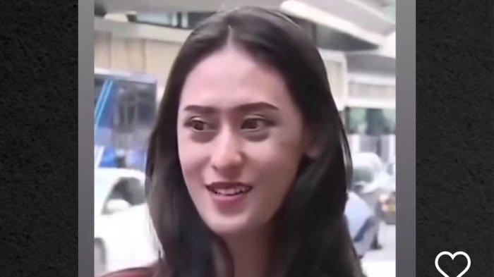 Sosok Septi Handayani Pengamen Viral Berparas Cantik, Kini Banyak ...