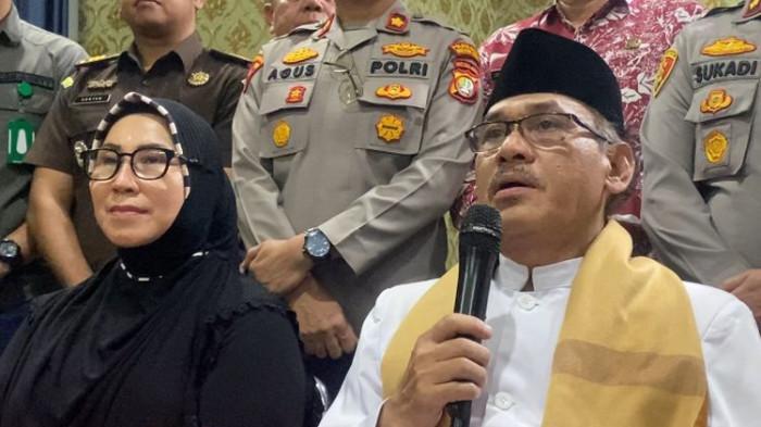 Sosok Putri Yeni alias Umi Cinta Pimpinan Ajaran 'Masuk Surga Bayar ...