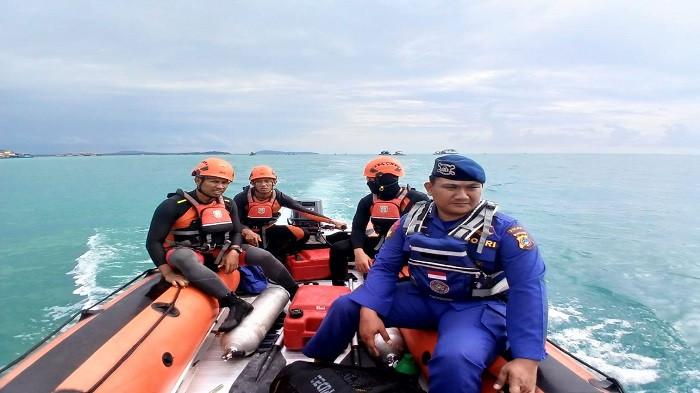 Hari Kedua Pencarian, Pekerja Timah Ponton Hilang di Perairan Penganak ...