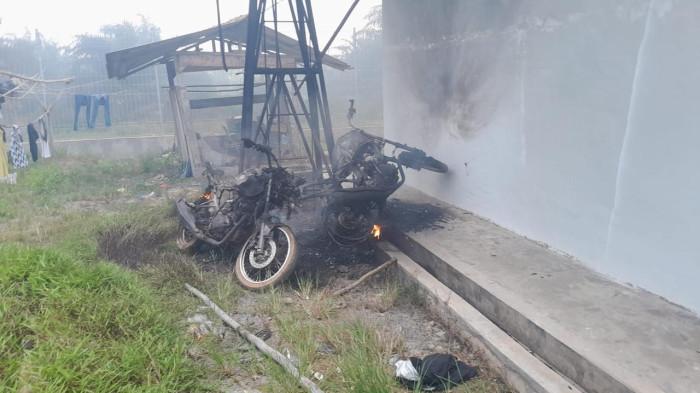 Breaking News: Fasilitas PT SNS di Lepar Bangka Selatan Dibakar ...