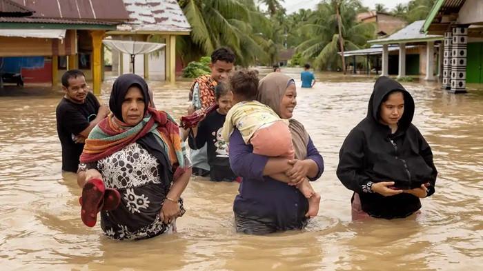 Banjir Bandang Landa Asia Tenggara, Indonesia, Malaysia & Thailand ...