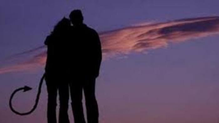 Inilah Tanda-tanda Jin Jatuh Cinta Padamu - Bangkapos.com