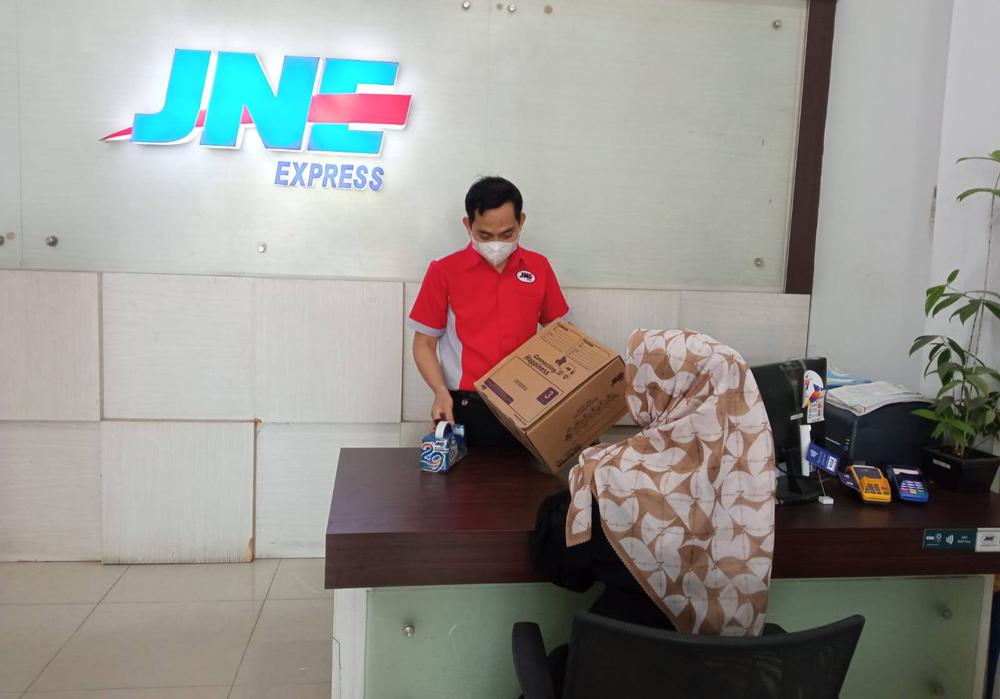 Biaya Jadi Agen JNE Terbaru Tahun 2024 Cuma Butuh Modal Segini, Cek ...