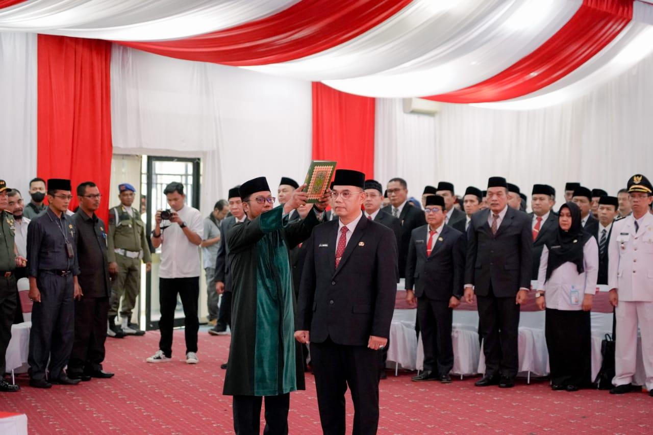 Wali Kota Maulan Aklil Resmi Lantik Mie Go Jadi Sekda Pangkalpinang yang Baru - Bangkapos.com