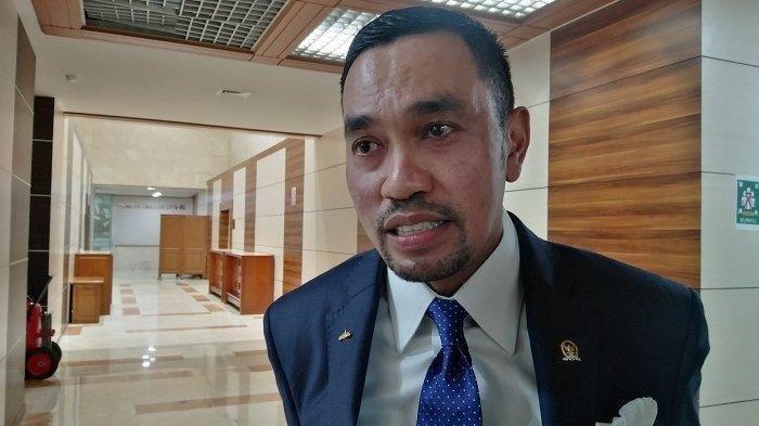 Sosok Ahmad Sahroni Anggota DPR RI Sebut Pengkritik DPR Bubar 'Tolol ...