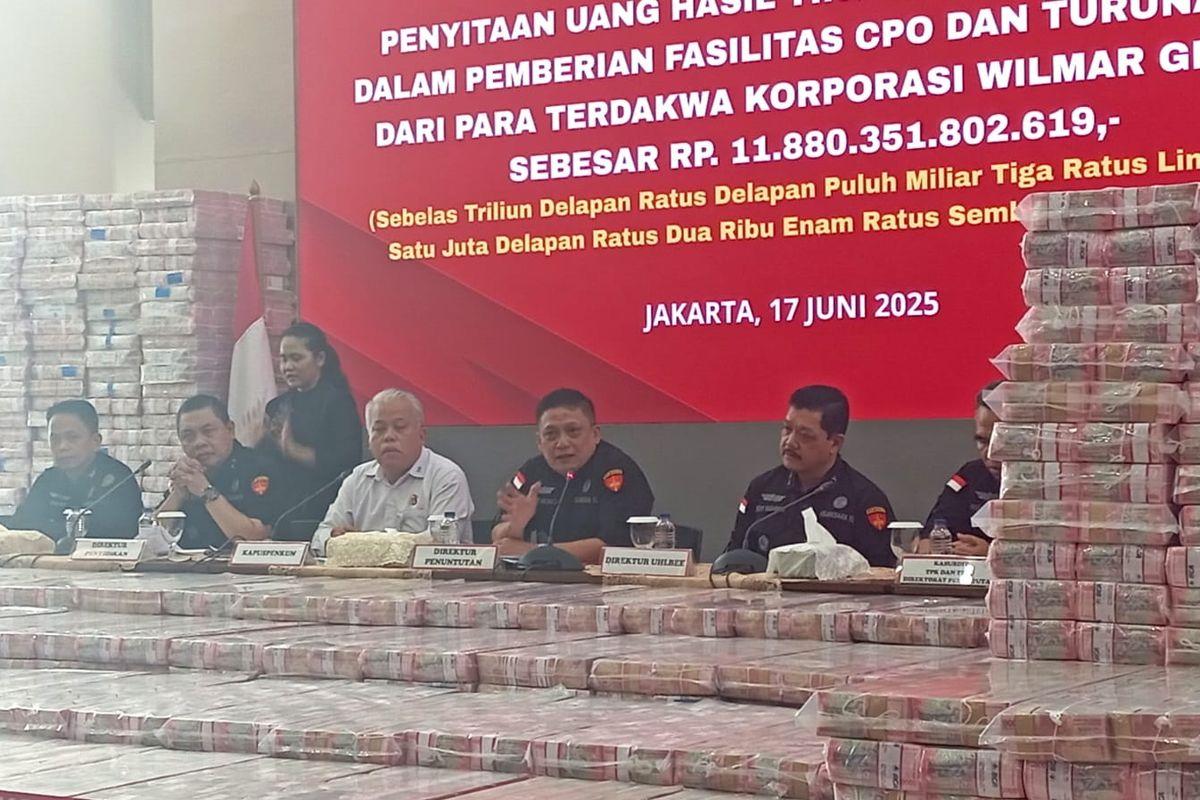 Uang Triliunan Korupsi CPO Wilmar Group Nyaris Hilang Karena Vonis Hakim, Kini Menumpuk di ...
