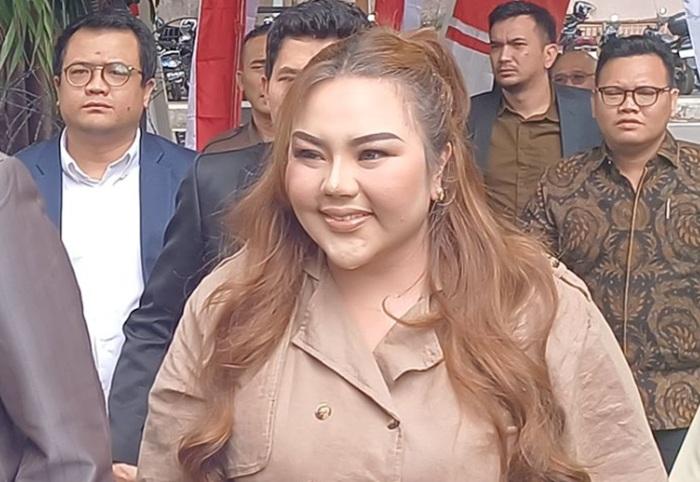 Terima Dana dari Ridwan Kamil, Lisa Mariana Tak Tahu Uang Diduga dari Hasil Korupsi Bank BUMD ...