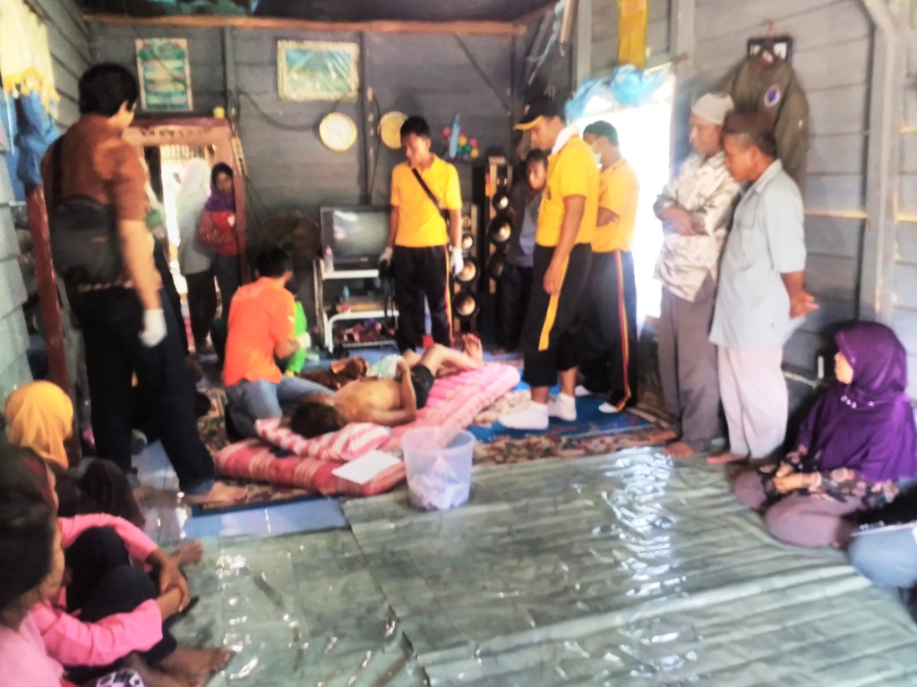 Tomi Diketahui Sering Minum-minuman Keras - Bangkapos.com