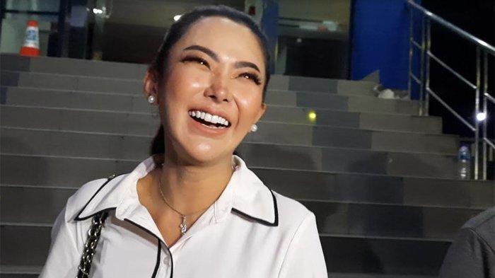 Ayu Aulia Kini Berbalik Serang Ridwan Kamil Usai Pasang Badan Kasus Lisa Mariana, Merasa Dilepeh ...