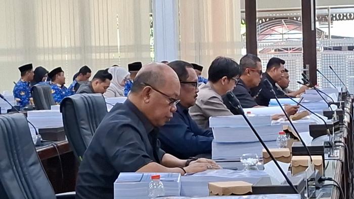 Tiga Paripurna Maraton, DPRD Tala Genjot Pembahasan Pertanggungjawaban ...