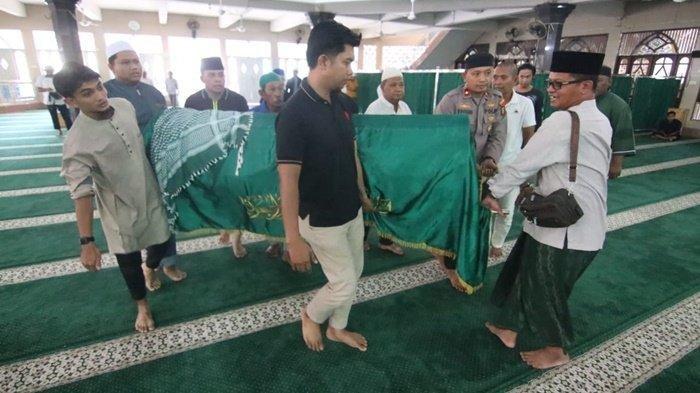 Sosok Andi Syamsul yang Meninggal saat Jadi Imam Salat Subuh di Balikpapan, Rutin Baca Al- Qur ...