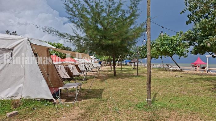 Wisata Kalsel - Tersedia Tempat Inap di Pantai Batakan Baru Tala, Tenda ...
