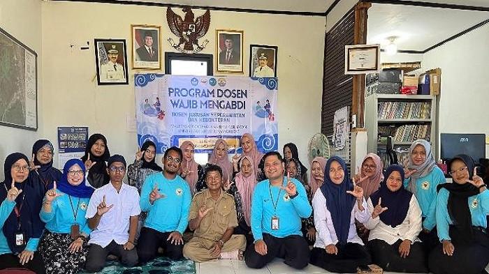 Pengabdian di Desa Keramat, PDWA FKIK ULM Tingkatkan Pasien Kronis ...
