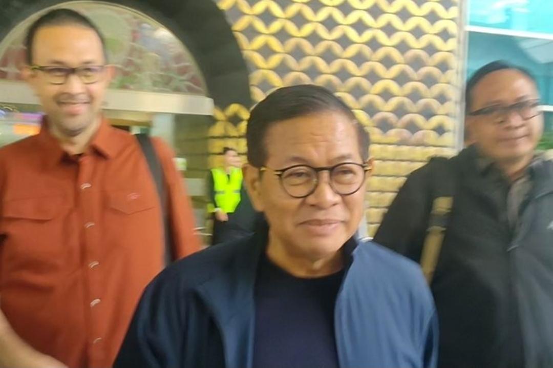 Retret Sudah Mulai, Gubernur Jakarta Pramono Anung Baru Tiba di ...