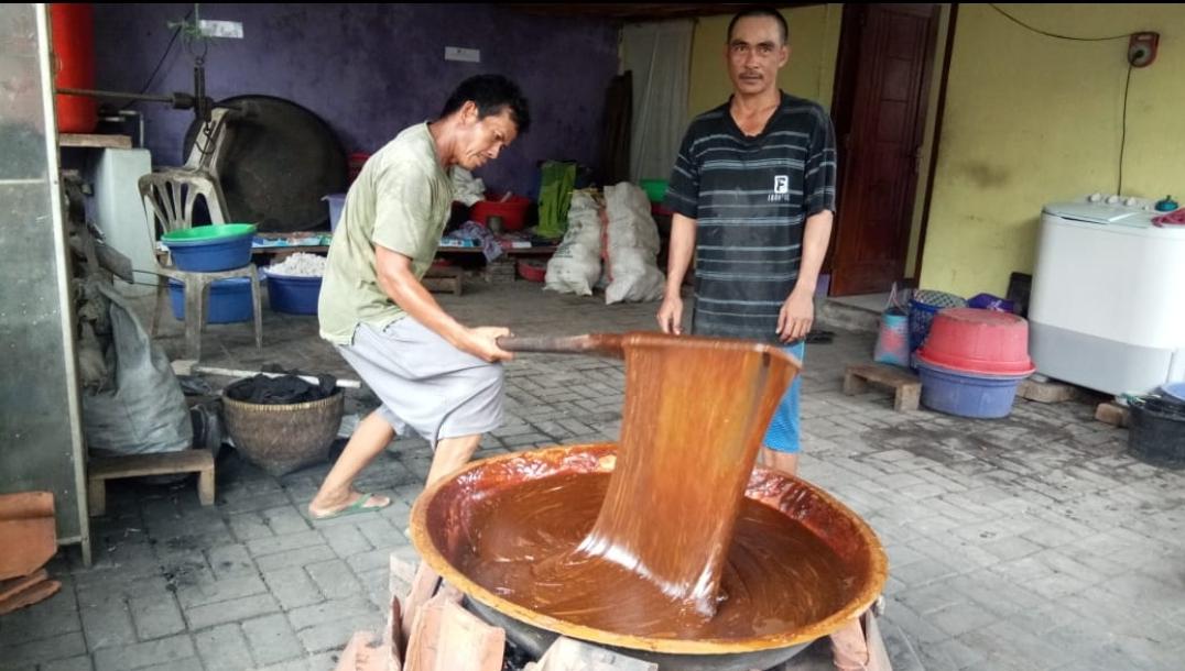 Kuliner Khas Kabupaten Tangerang Menggugah Selera: Dodol Pak Oyot ...