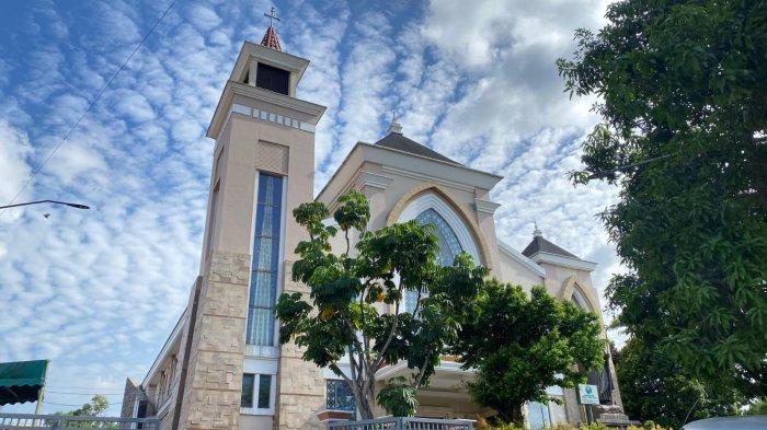 Gereja St Petrus Lubuk Baja Torehkan Sejarah Paroki Pertama di Pulau ...