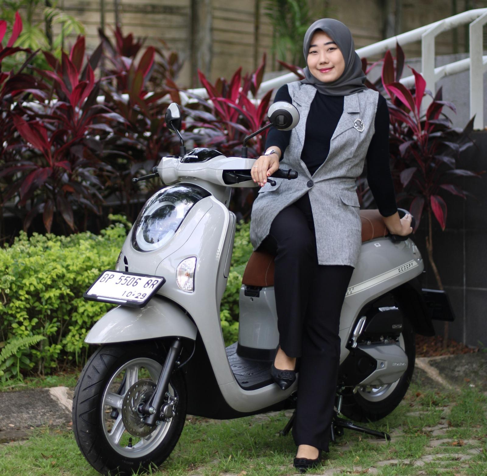 New Honda Scoopy Tetap Jadi Ikon Gaya Retro Modern, Hadirkan Promo ...