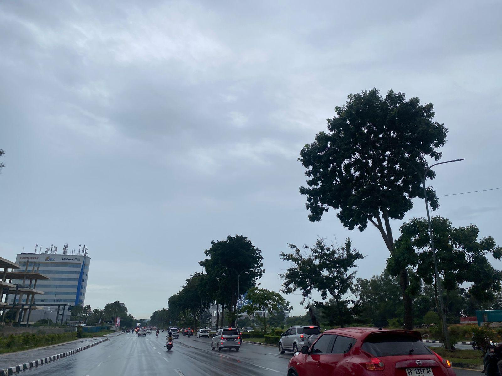 Prakiraan Cuaca BMKG Hang Nadim Batam Hari Ini Jumat 15 Agustus, Kepri Umumnya Berawan Hingga ...