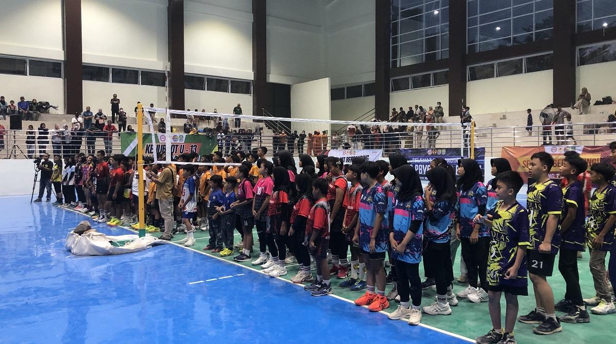 Warga Kota Bekasi kini Memiliki GOR Voli Berstandar Nasional - Tribunbekasi.com