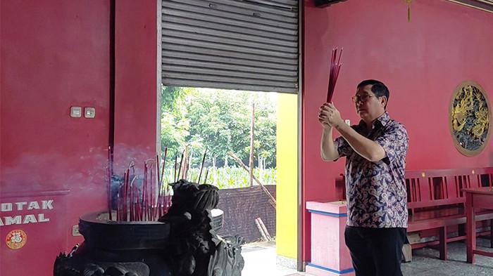Kelenteng Kelapa Kampit Belitung Timur Salurkan Sumbangan 22 Ton Beras ...