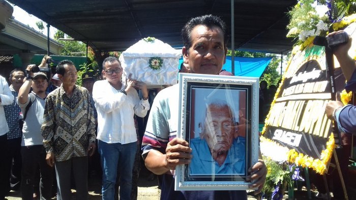 Mbah Gotho Kini Telah Tiada, Kisah Manusia Tertua di Dunia yang Sudah ...