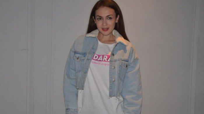 BIODATA Rianti Cartwright, Dikenal Jadi VJ MTV Indonesia, Kini Fokus ...