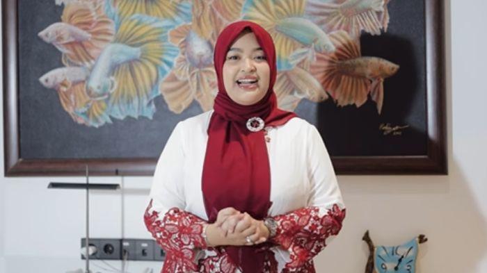 Profil dan Biodata Anisa Mahesa Putri Desmond Umur 23 Tahun, Anggota ...