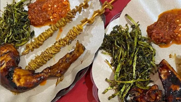 Warung Nasi Jukskut Bang Pengs Bogor, Tawarkan Jukut Goreng dengan ...
