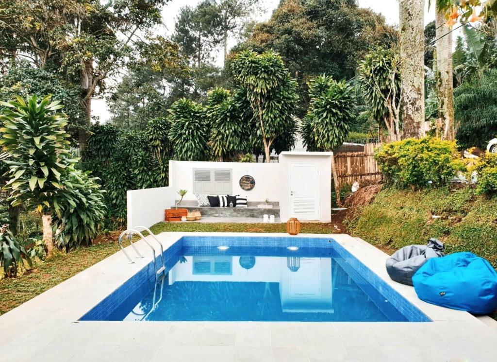 5 Rekomendasi Hotel di Bogor dengan Private Pool, Dikelilingi Suasana ...