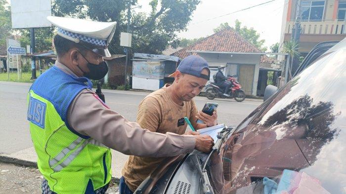 Daftar Titik Lokasi Razia Operasi Patuh Lodaya 2025 di Cirebon Hari Ini, Awas Kena Tilang ...