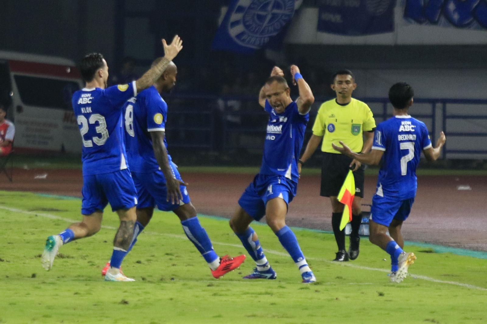 Prediksi Skor Persib Bandung vs Port FC di Piala Presiden 2025, Maun ...