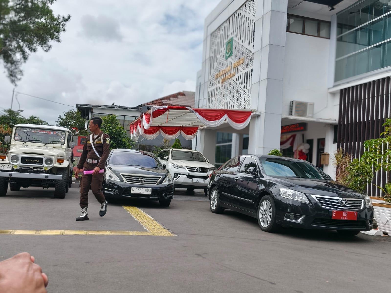 Polemik Kasus Proyek PJU "Kuningan Caang" Kasi Intel Kejari Kuningan ...