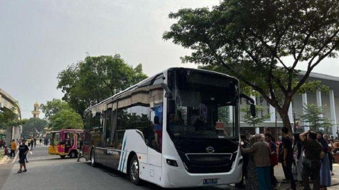 TMII Dapat Bantuan Bus Listrik Transjakarta untuk Angkutan Keliling ...