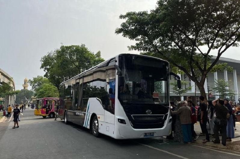 TMII Dapat Bantuan Bus Listrik Transjakarta untuk Angkutan Keliling ...