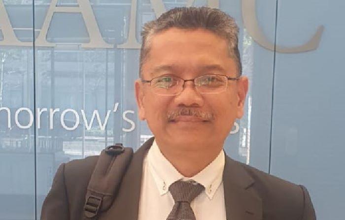 Dekan FKUI Prof. Ari Fahrial Syam Terima Penghargaan Distinguished ...