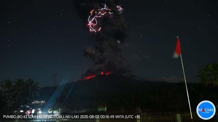 Petugas Posmat Ungkap Kondisi Gunung Lewotobi Laki-laki 24 Jam Terakhir ...