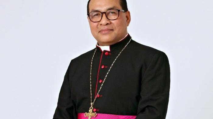 Uskup Ruteng Terpilih Jadi Anggota Dikasteri untuk Para Imam di Vatikan ...