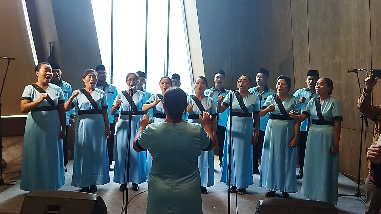 Lirik Lagu Liturgi Katolik Madah Bakti: Mengasih Maria - Tribunflores.com