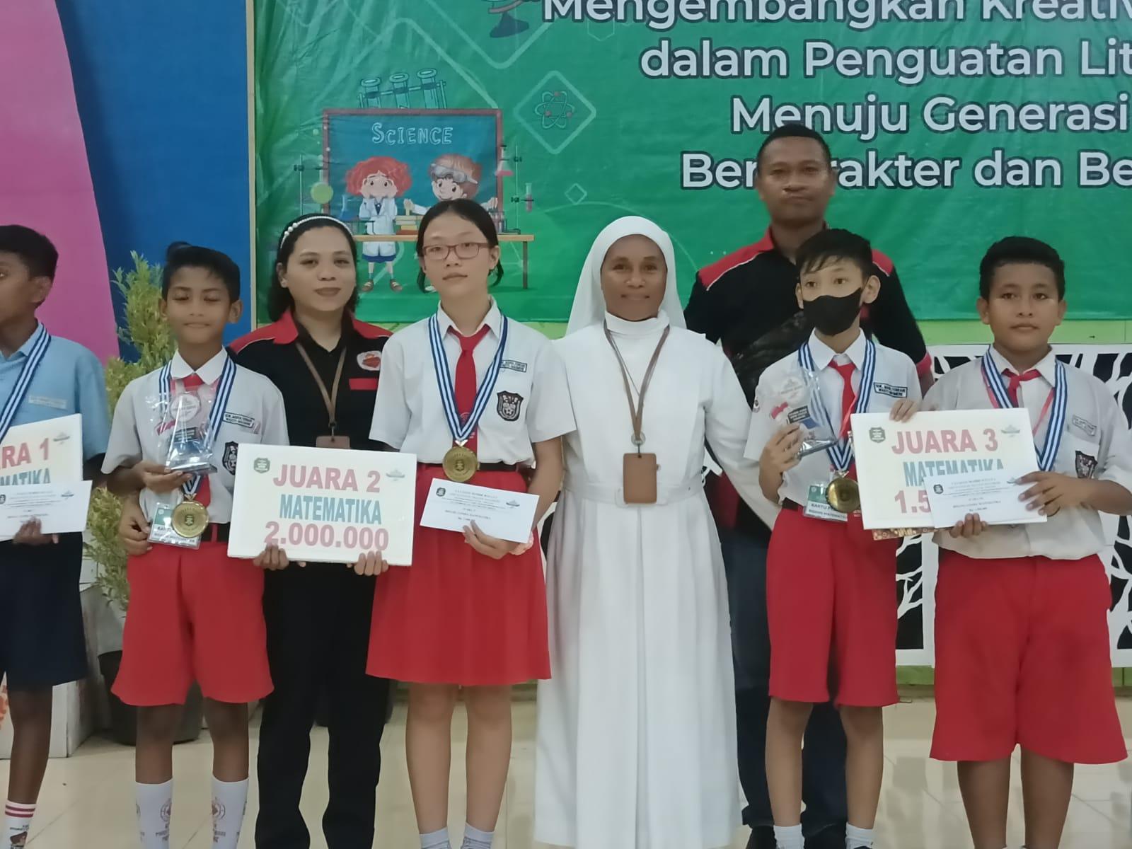 SDK Maria Ferrari Raih Juara 1 MIPA dan IPS Lomba Olimpiade Sains di ...