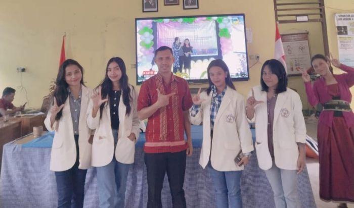 Momen Mahasiswi Prodi PBSI Unika Ruteng Kunjungi SMPN 4 Langke Rembong ...