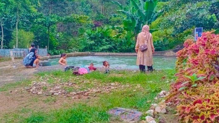 Wisata Air Panas di Putri Betung Gayo Lues, Ramai Dikunjungi Wisatawan ...